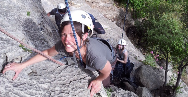 Une initiation escalade en Provence Verte ( Cotignac, St Maximin)